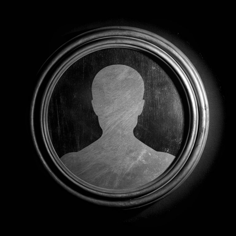 30 Black Aesthetic DPs for Instagram | pfp insta dark aesthetic - Tharindu